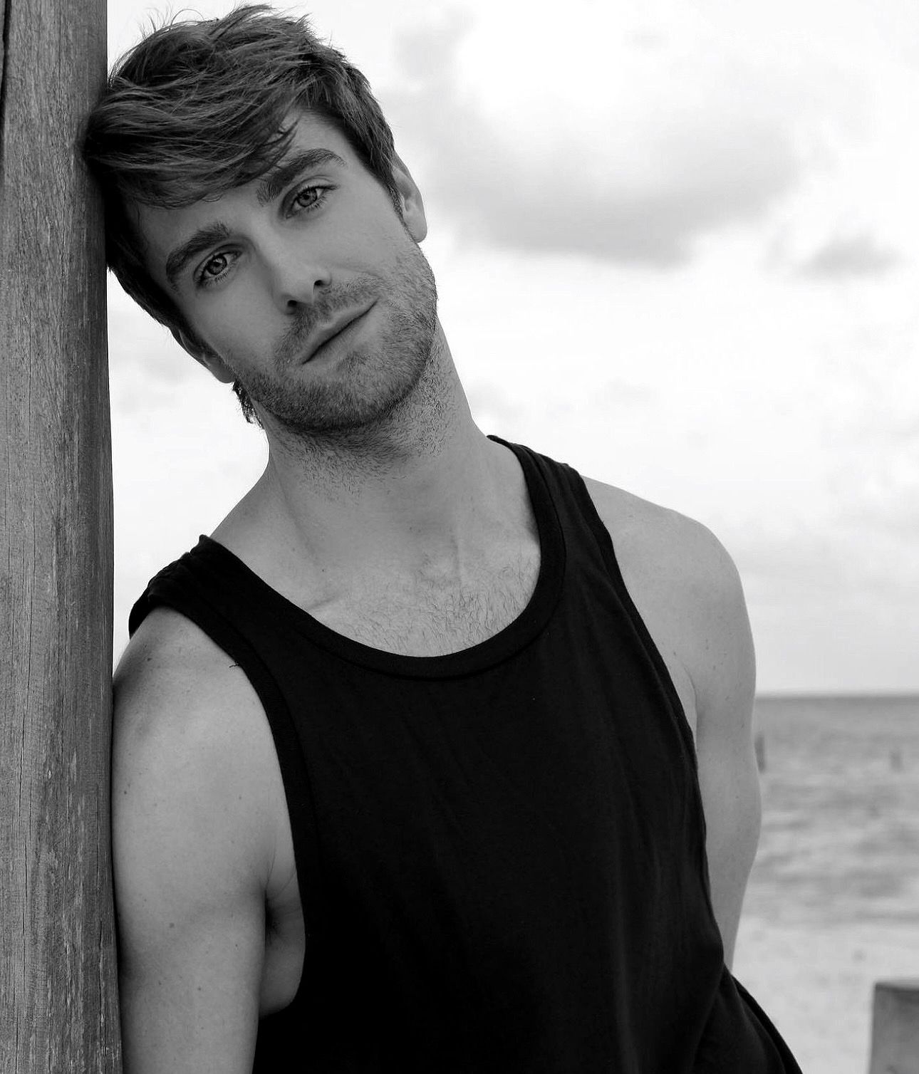 Ator de 'Lioness', Mike Heslin morre aos 30 anos | Alô Alô Bahia