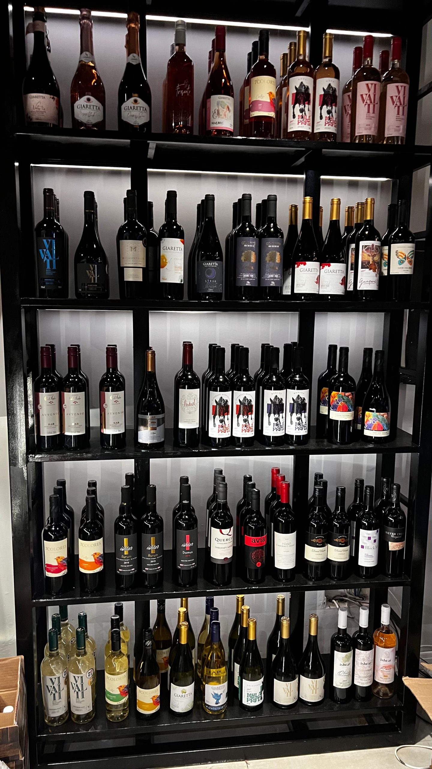 Salvador ganha unidade de maior rede de wine bars do país; aos detalhes ...