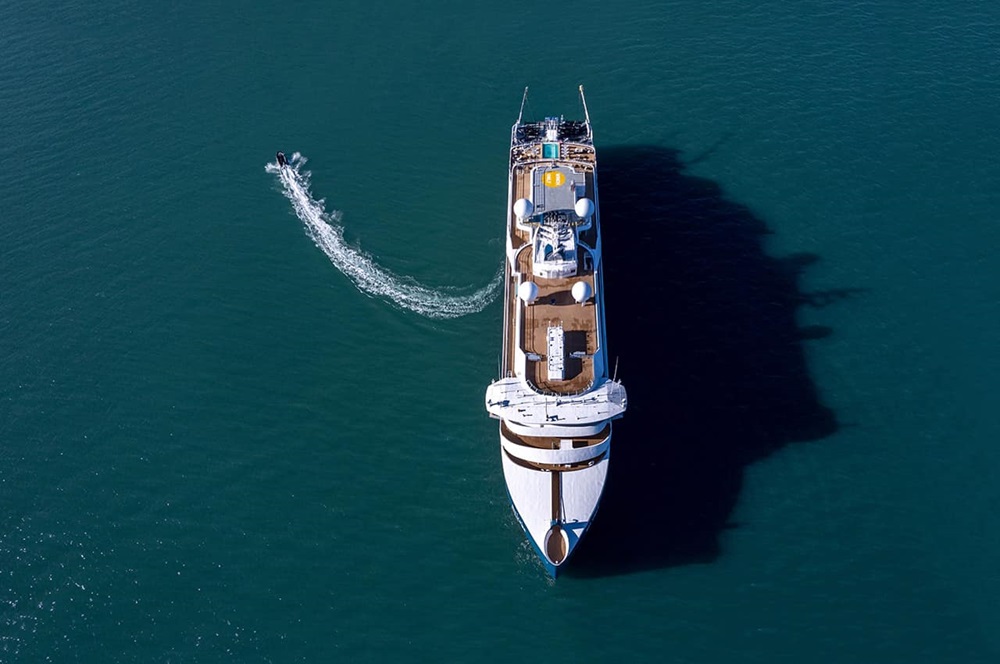 Temporada baiana de cruzeiros começa neste mês; conheça primeiro navio ...