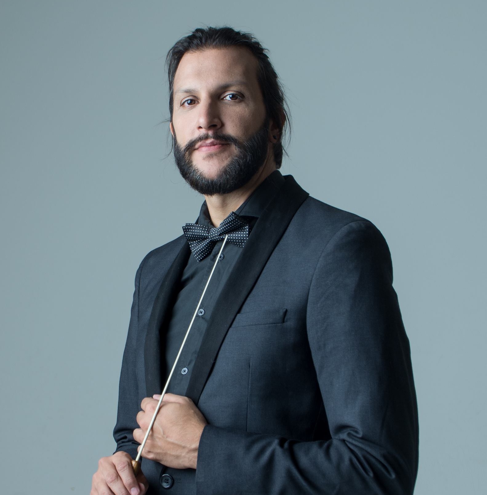 Maestro Carlos Prazeres rege concerto pela primeira vez nos Estados ...