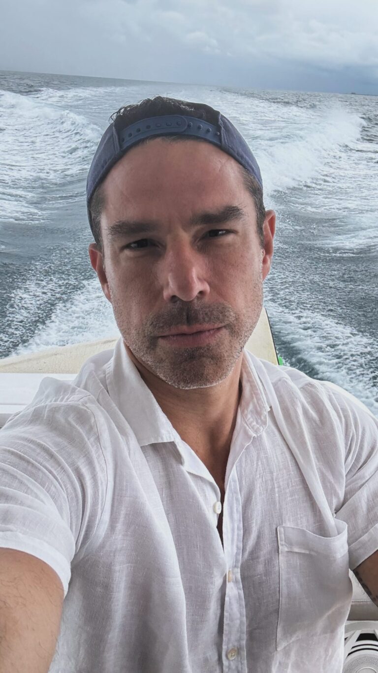 Atriz Isis Valverde visita Salvador com Marcus Buaiz e família | Alô Alô Bahia