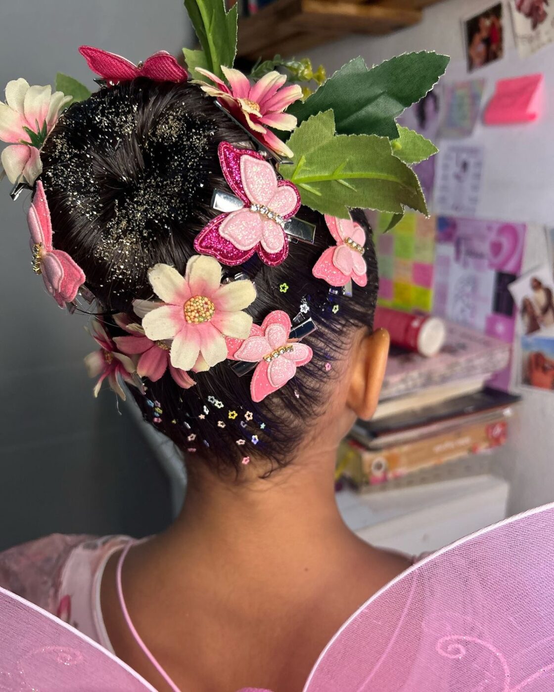 Dia do Cabelo Maluco: veja penteados divertidos e rápidos para fazer em casa | Alô Alô Bahia