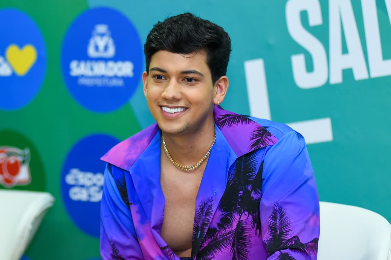 Léo Foguete abre Festival Virada Salvador em clima de festa na Arena O ...