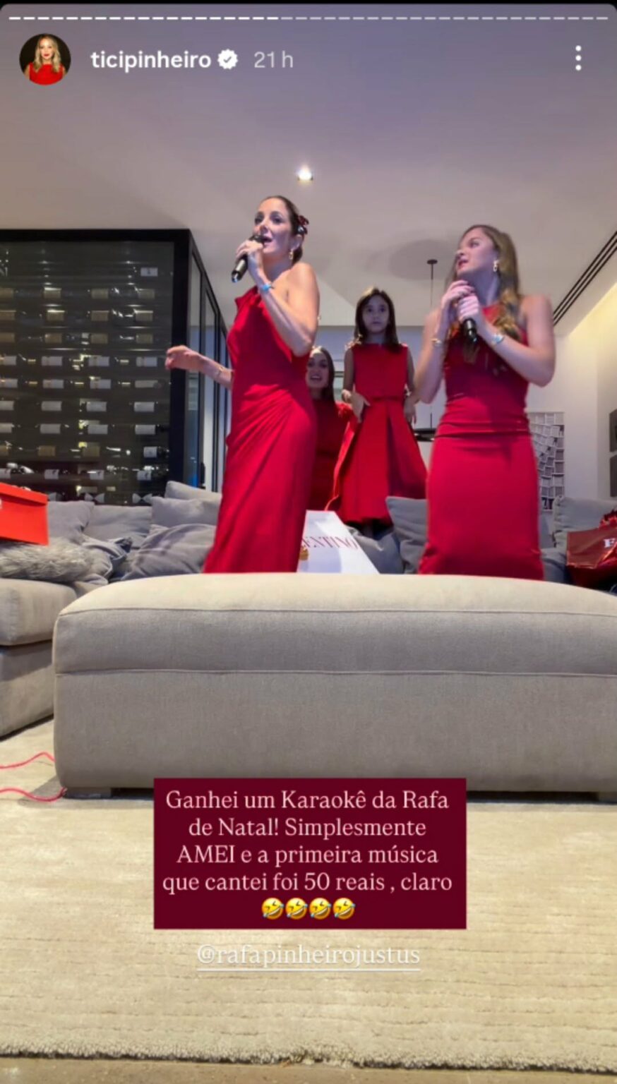 Ticiane Pinheiro ganha presente especial da filha Rafa Justus e brinca ...