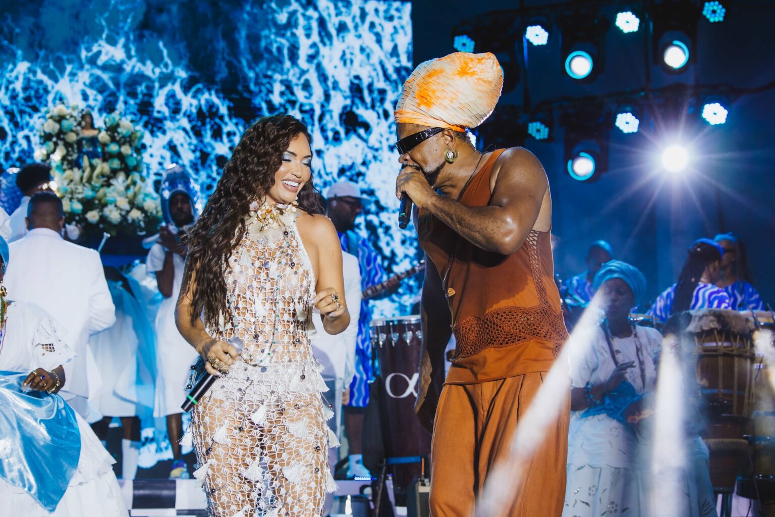Carlinhos Brown reúne estrelas na Enxaguada de Yemanjá e lota a Vila ...